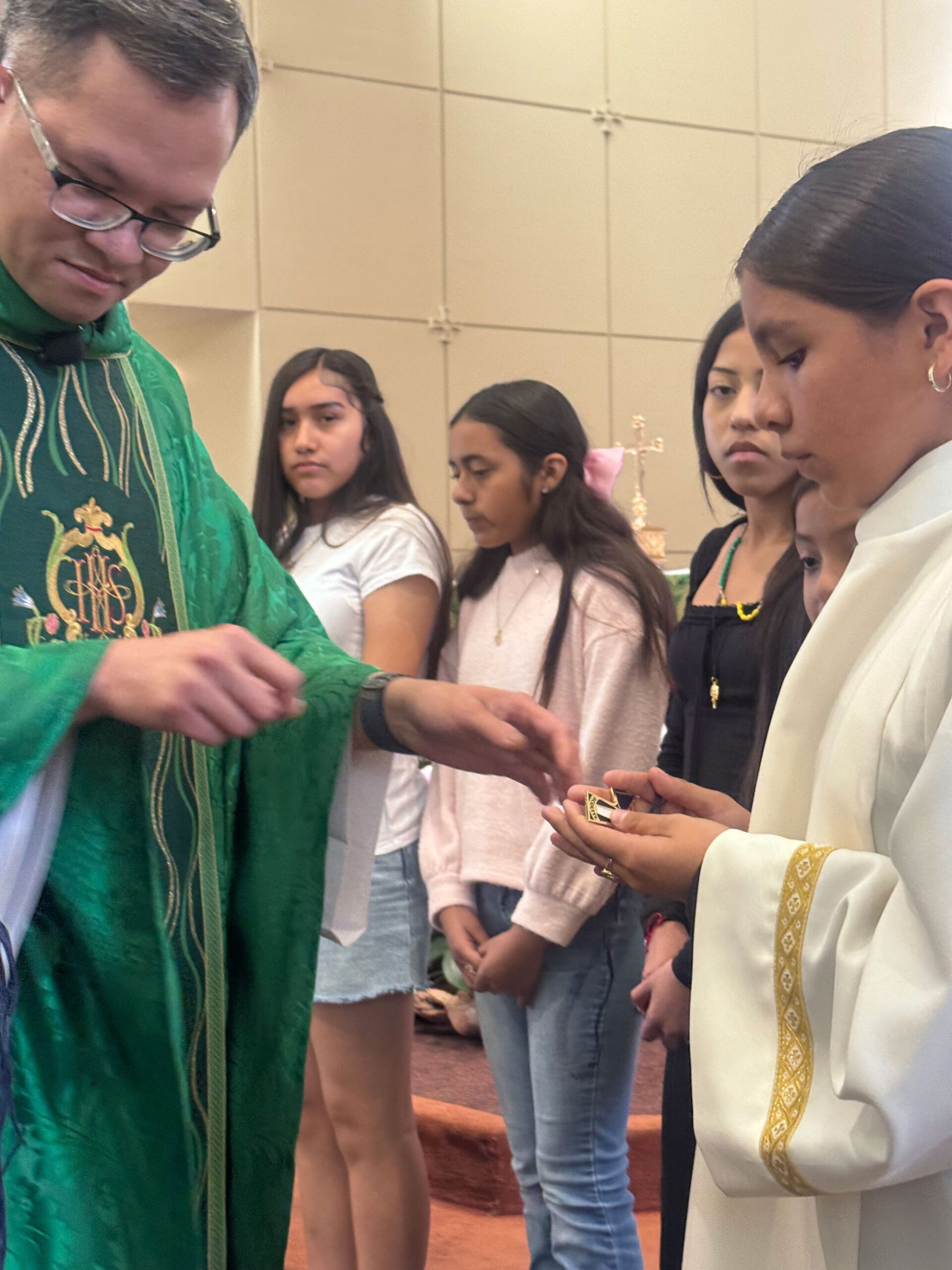 Altar Servers – St. Anthony Mary Claret